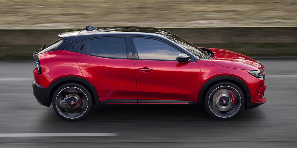 Alfa Romeo Junior Elettrica: Exterior e interior | Alfa Romeo PT